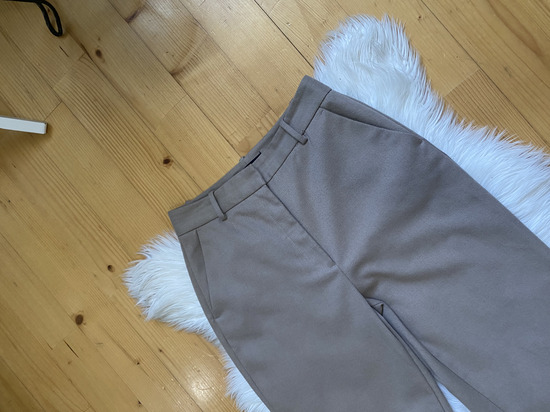 Zara pantalone