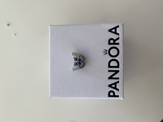 Pandora privezak