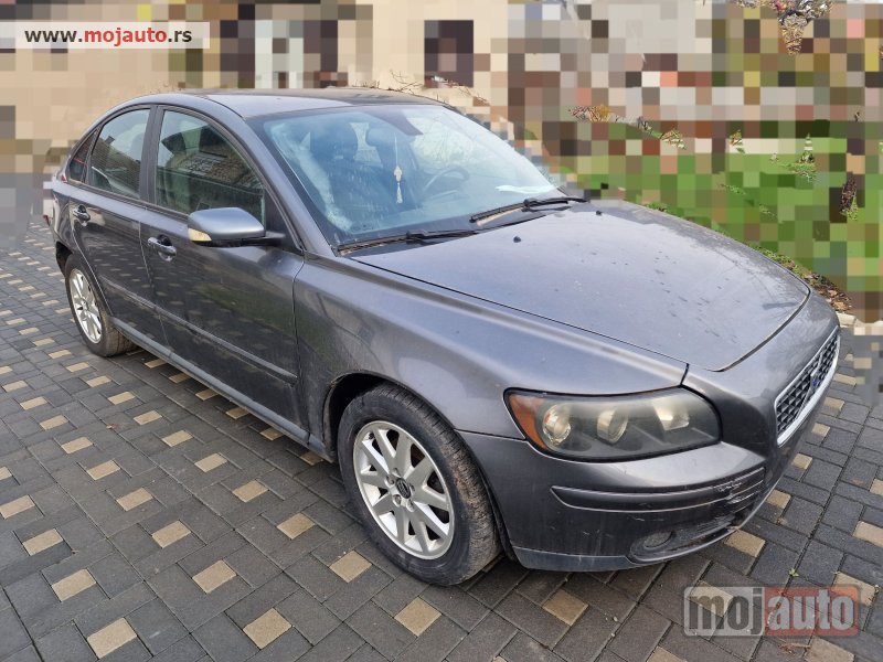 Volvo S40 POLOVNI DELOVI 1.6D