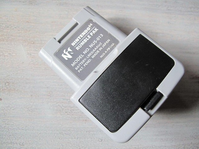 Nintendo 64 - poklopac baterija za Rumble Pak