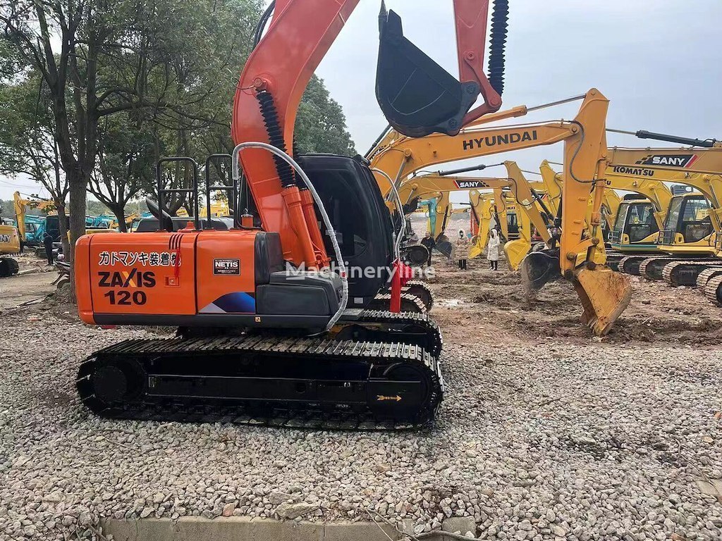 Hitachi EX120-6 bager guseničar