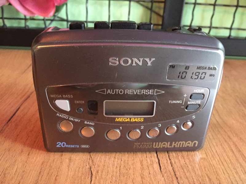 Sony WM-FX453