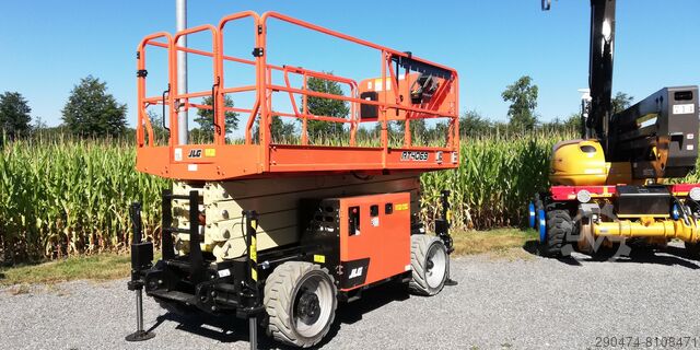 JLG RT 4069 Railing scissor lift
JLG RT4069