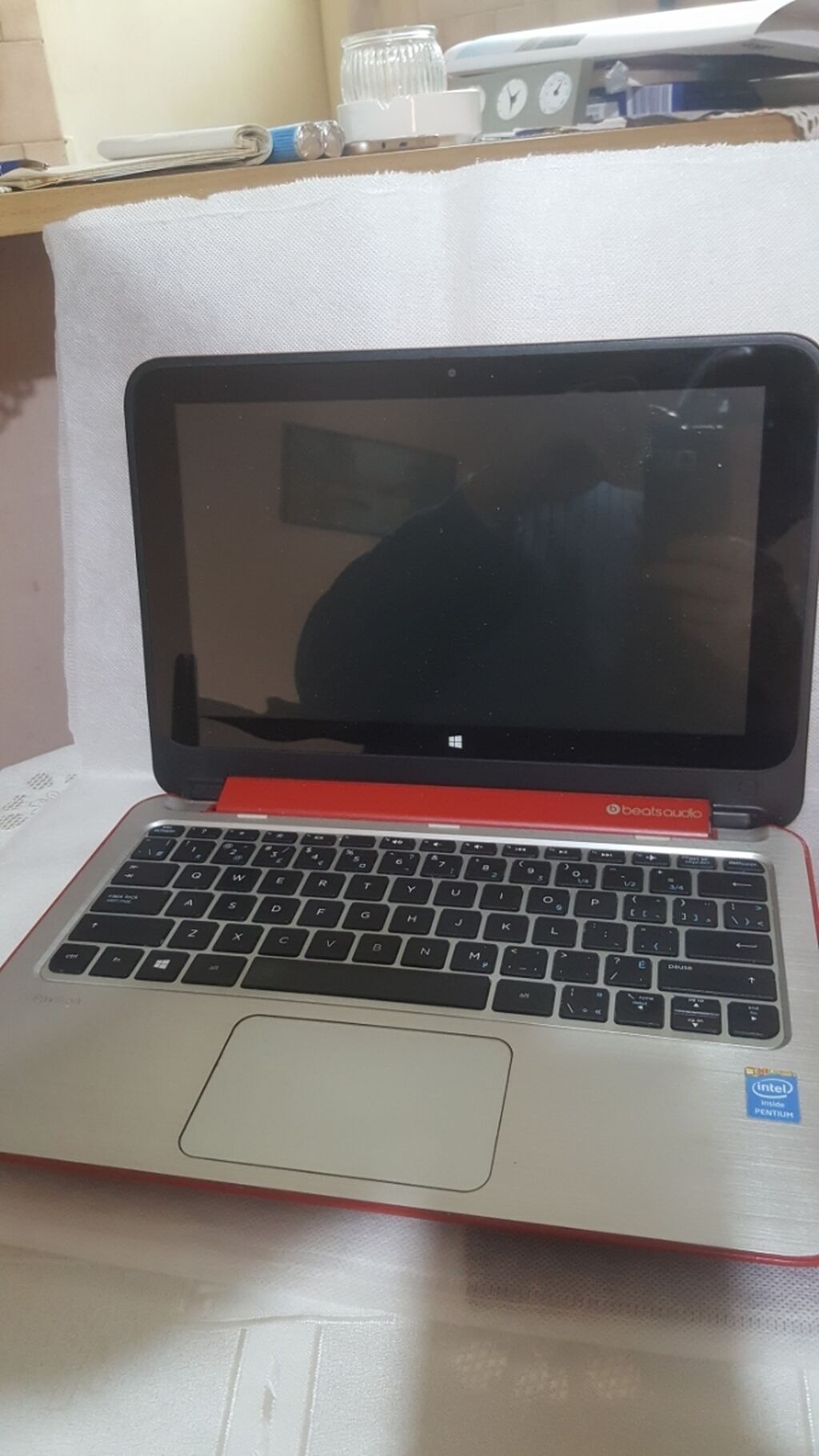 Laptop. Hp pavilion 11 n010 sm x360 pc. ispravan. ocuvan. 11.6