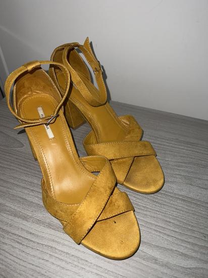 Sandale