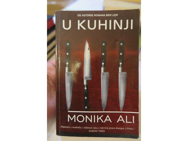 Monika Ali - U kuhinji