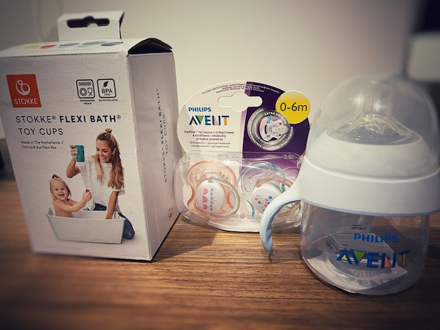 Avent Stokke set za bebu poklon