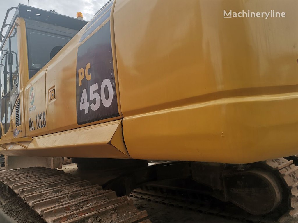 Komatsu PC450 bager guseničar