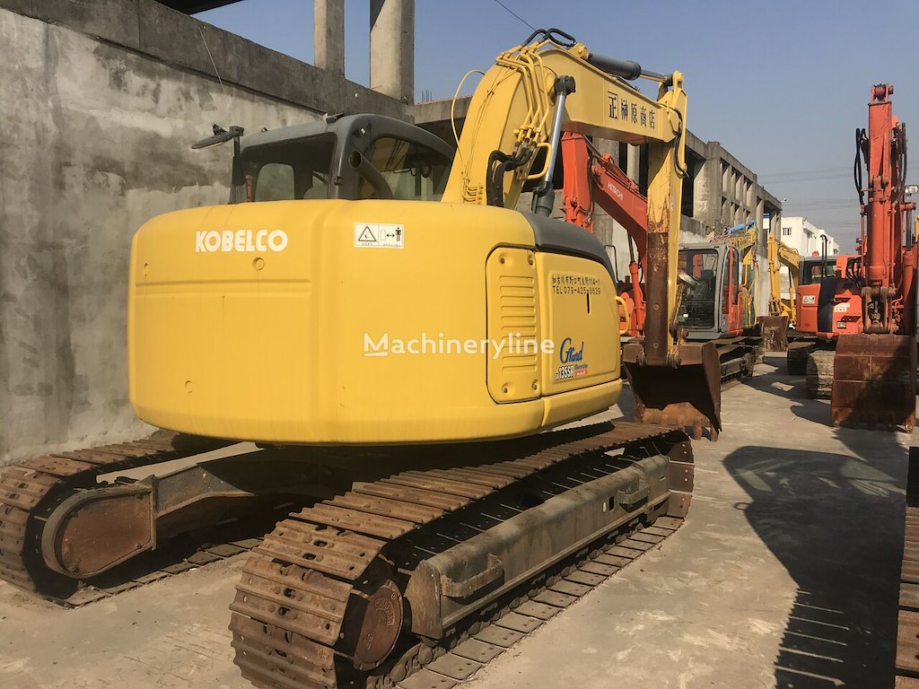 Kobelco SK135 bager guseničar