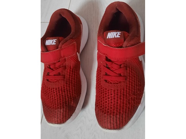 Nike 31 broj unutrasnje gaziste 20 cm