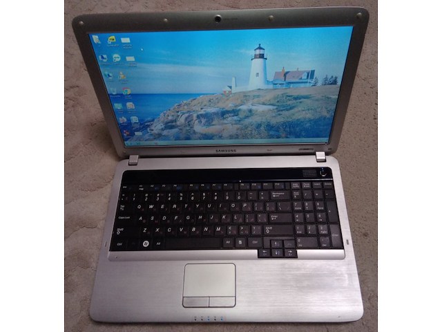 Laptop Samsung R530/i3-330M/4gb ddr3/