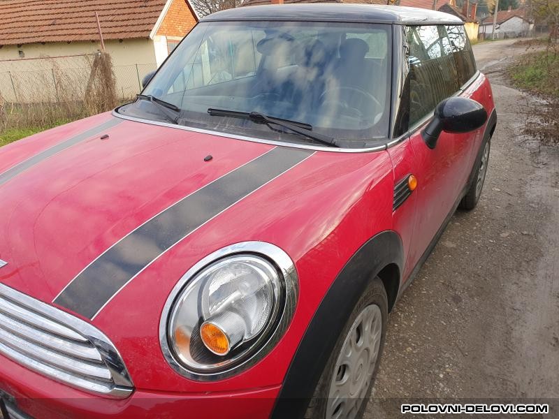 Mini Cooper 1.6b Kompletan Auto U Delovima
