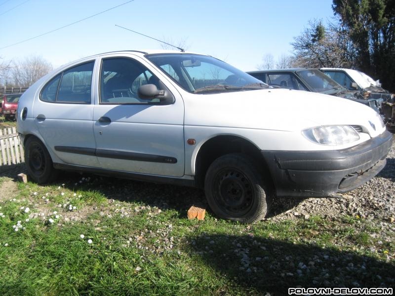 Renault Megane Svetla I Signalizacija