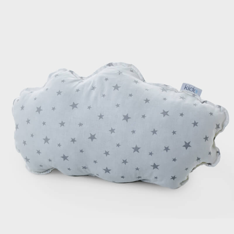 Jastuk u obliku oblaka sa zvezdicama