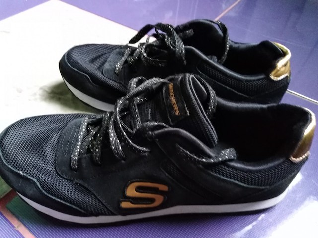 Skechers patike