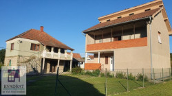 Seosko imanje sa dve kuće 250 m², 1,6 ha, Lazarevac, Mirosaljci – 75 000 €