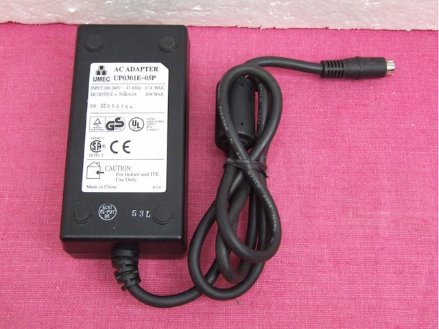 UMEC adapter 5V 6A DIN 8 pina 30W + GARANCIJA!