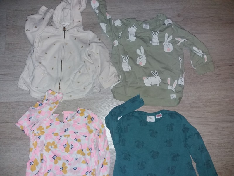 Dukserice i majice za uzrast 12-18 meseci, velič. 86