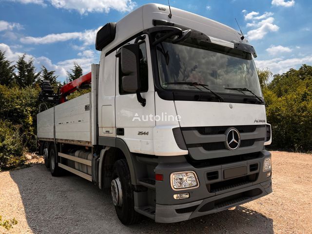 Mercedes-Benz Actros 2544 kamion s ravnom platformom