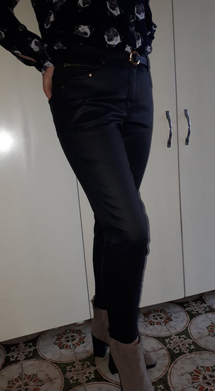 H&M Pantalone zenske vel 40