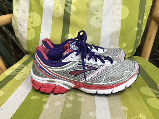 Original BROOKS ADURO patike br40