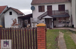 Kuća 80 m², 4,5 ari, Obrenovac, Zvečka – 65 000 €