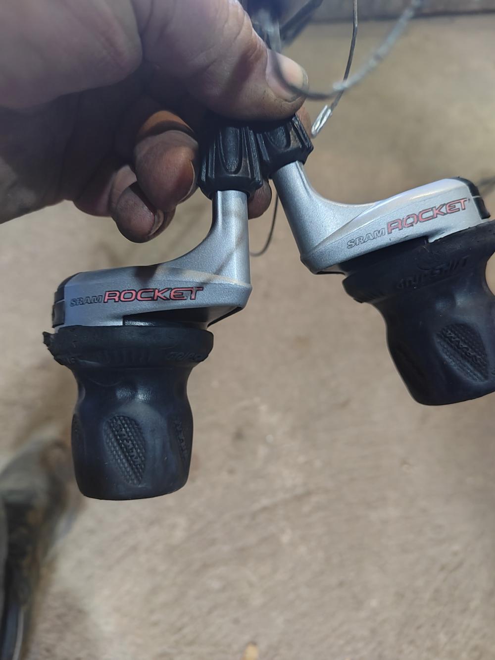 Sram rocket