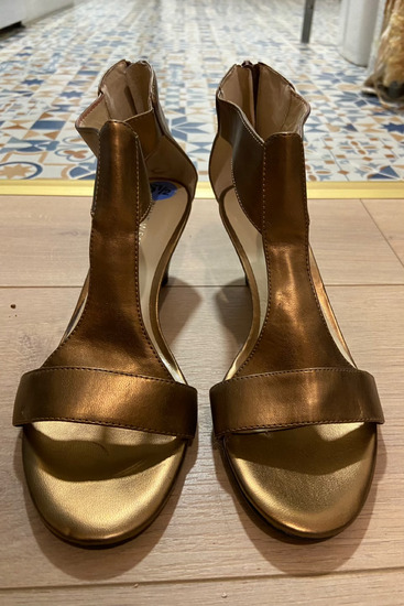 Nine West bronzane sandals