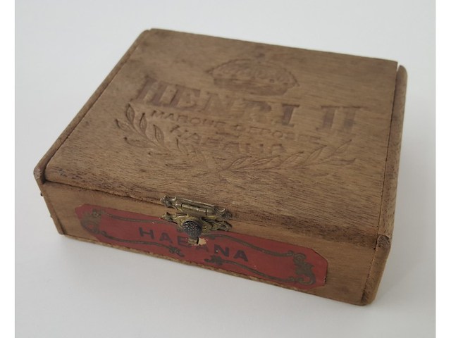 Henri II  Habana - drvena kutija