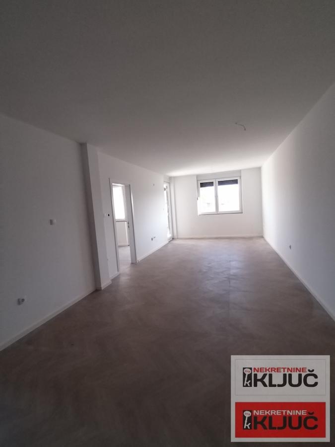 ADICE, 90 m2, Četvorosoban sa pdv