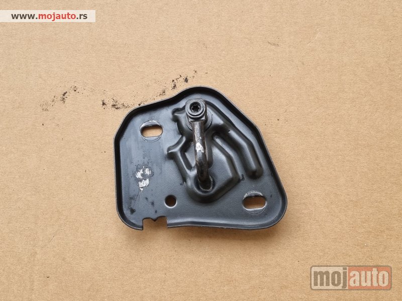 Audi A6 / C7 / 4G / 2011-2018 / Desni zabravak haube / ORIGINAL