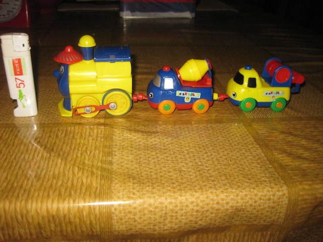 Thomas and friends - Tomas voz i vagoni na magnet