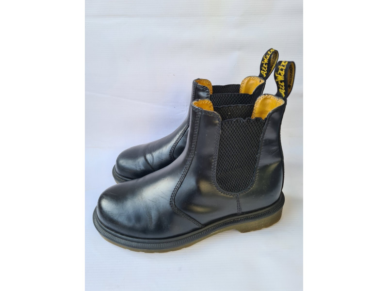 Original Dr. Martens kozne cizme 36/23.5