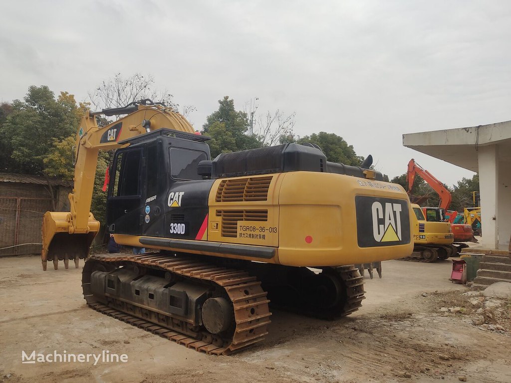 Caterpillar 330d bager guseničar