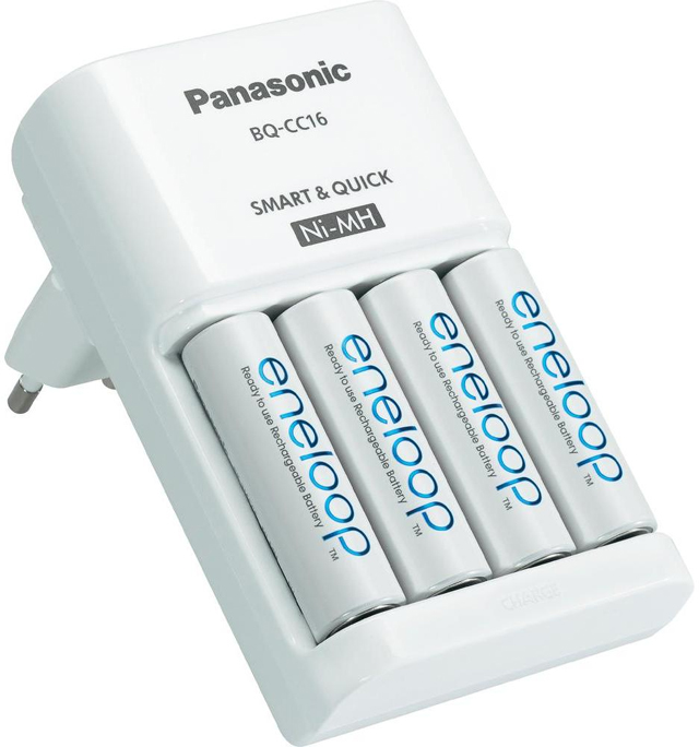 Punjač za baterije Panasonic ENELOOP BQ-CC16 + 4 x AA baterije kapaciteta 1.900mAh