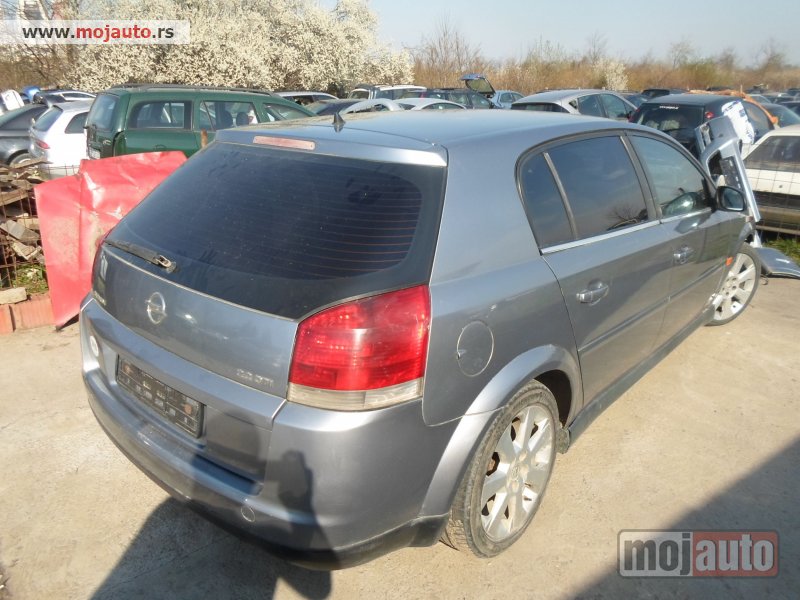 Opel Signum Delovi