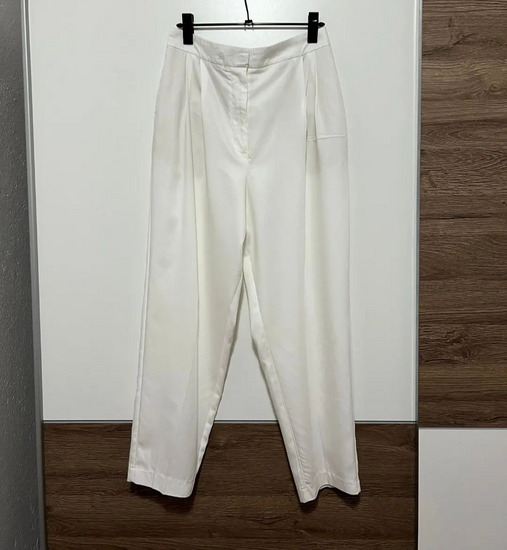 ZARA PANTALONE OD VISKOZE NOVE !!