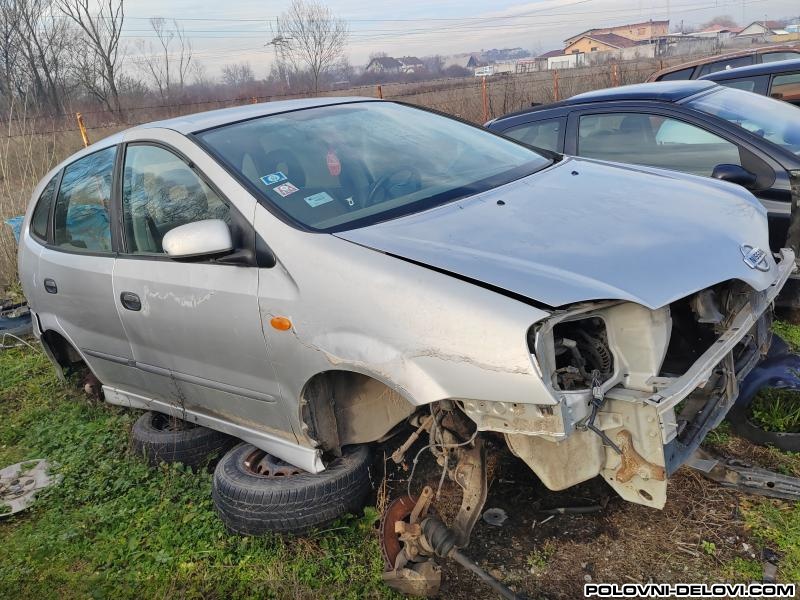 Nissan Almera Tino 1.8b Kompletan Auto U Delovima