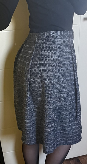 Siva suknja M