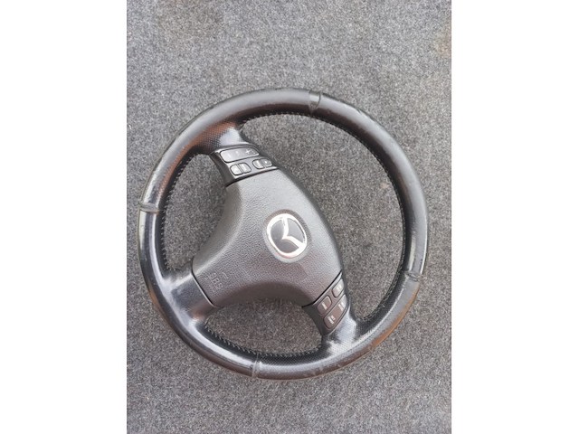 Mazda 6 volan, airbag