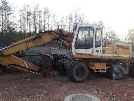 Kabina za Liebherr 902 bagera