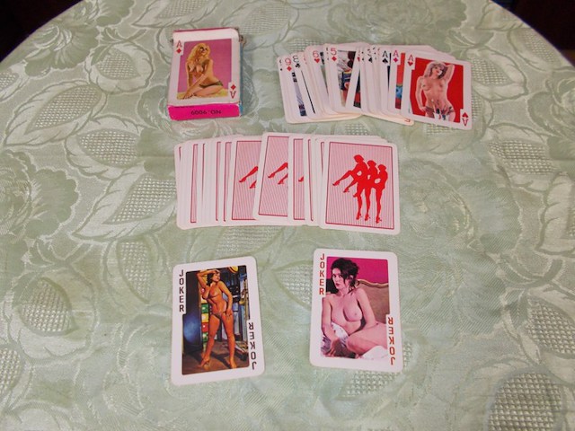 Royal Flushes - Nude - Playing Cards -Made in Hong Kong