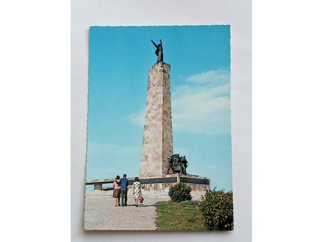 Fruška Gora - Spomenik na Iriškom Vencu - Čista