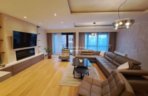 Iznajmljujem Stan-Apartman, Hram, Beograd Grad