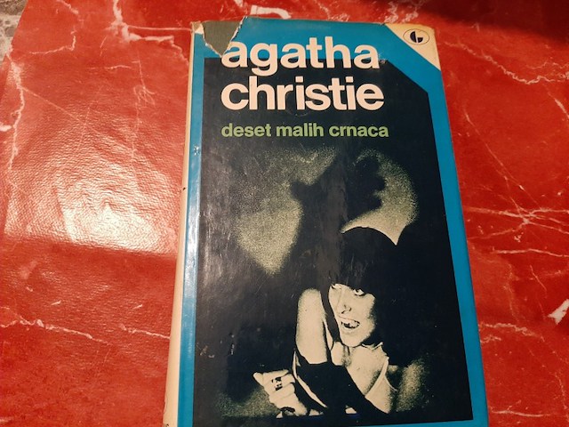 15 DESET MALIH CRNACA - Agatha Christie