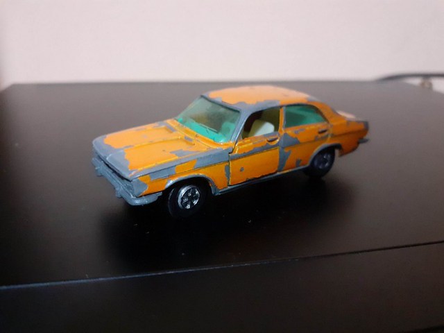 chrysler 180- majorette