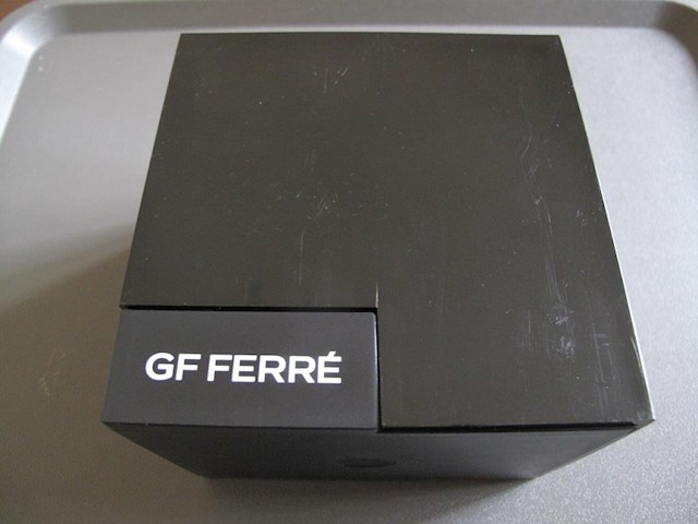 GF FERRE - kutija za sat
