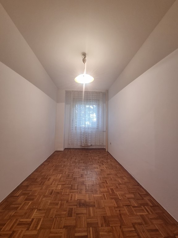 Prodajem dvoiposoban stan 57m2 Liman 4 Novi Sad