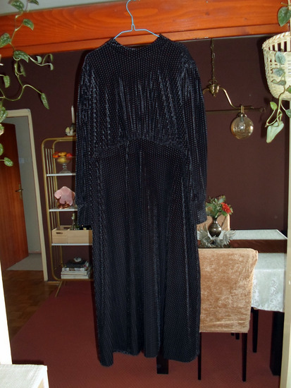 Orsay duga crna plišana haljina A kroja 42/XL