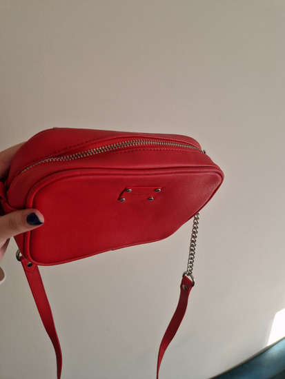 Crvena torbica❤️